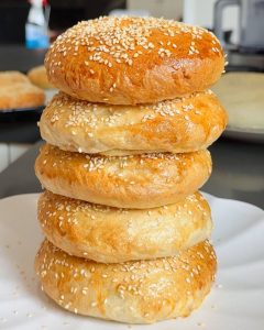 How to Make New York Style Bagels with Just 5 Ingredients - Minoo Makes ...