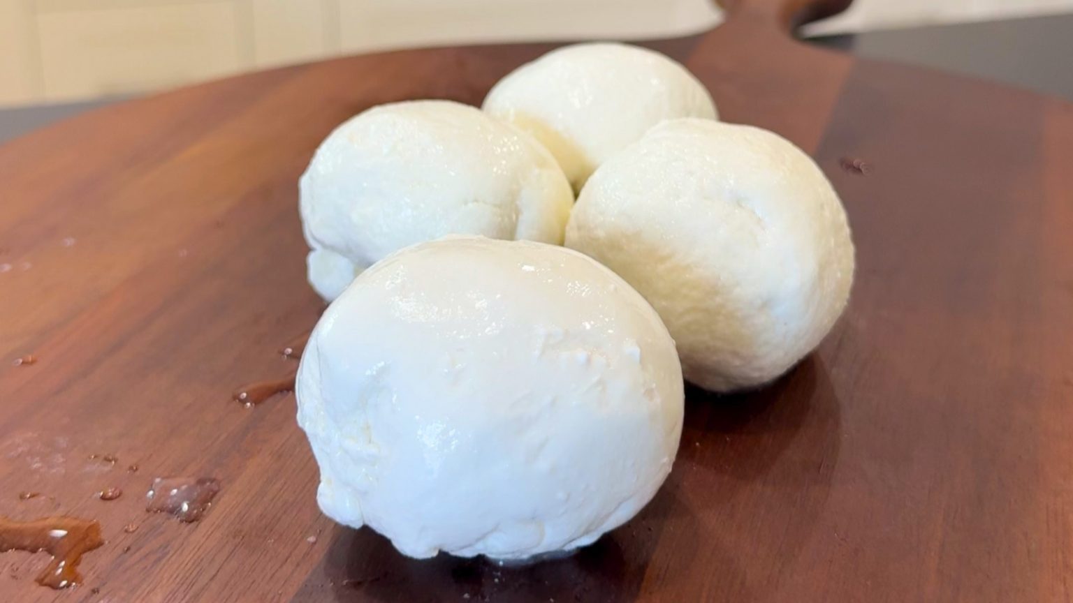 How to Make Mozzarella Cheese With 2 Ingredients - Minoo Makes Stuff