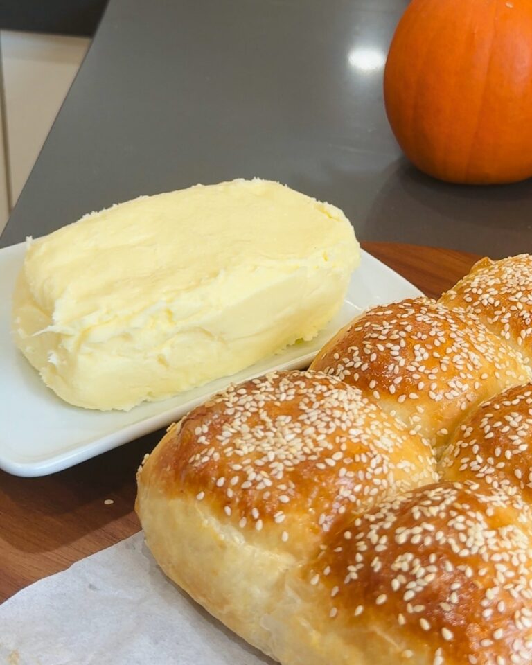 How to Make Homemade Butter in 15 Minutes