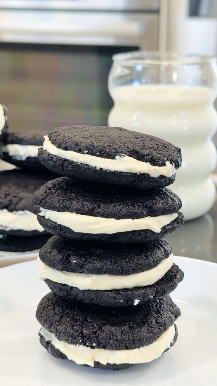 Healthier Homemade Oreos That Taste Just Like the Real Thing